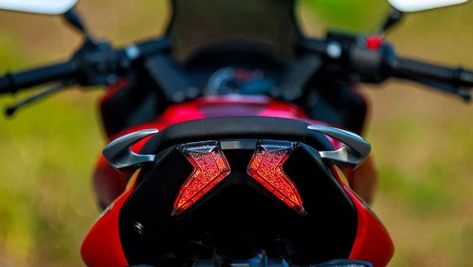 Bajaj Pulsar F250 Bike Images 2025 | Photos & HD Picture Gallery