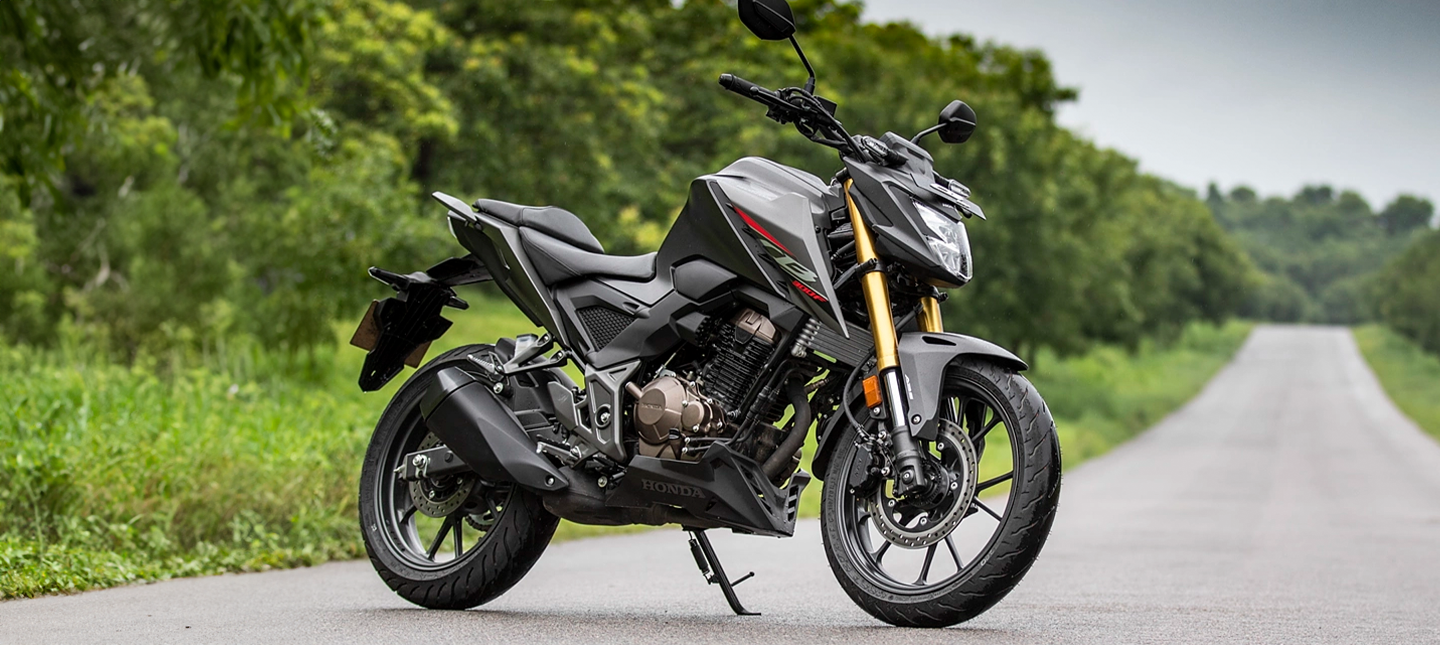 Honda CB300F Price in Hyderabad 2025 | On-Road Cost, Offers & EMI