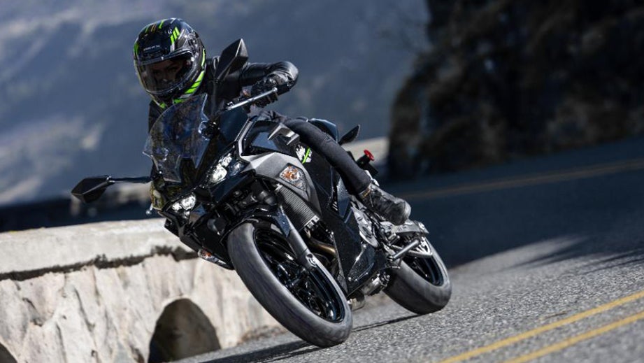 Kawasaki Ninja 500 Bike Images 2025 | Photos & HD Picture Gallery