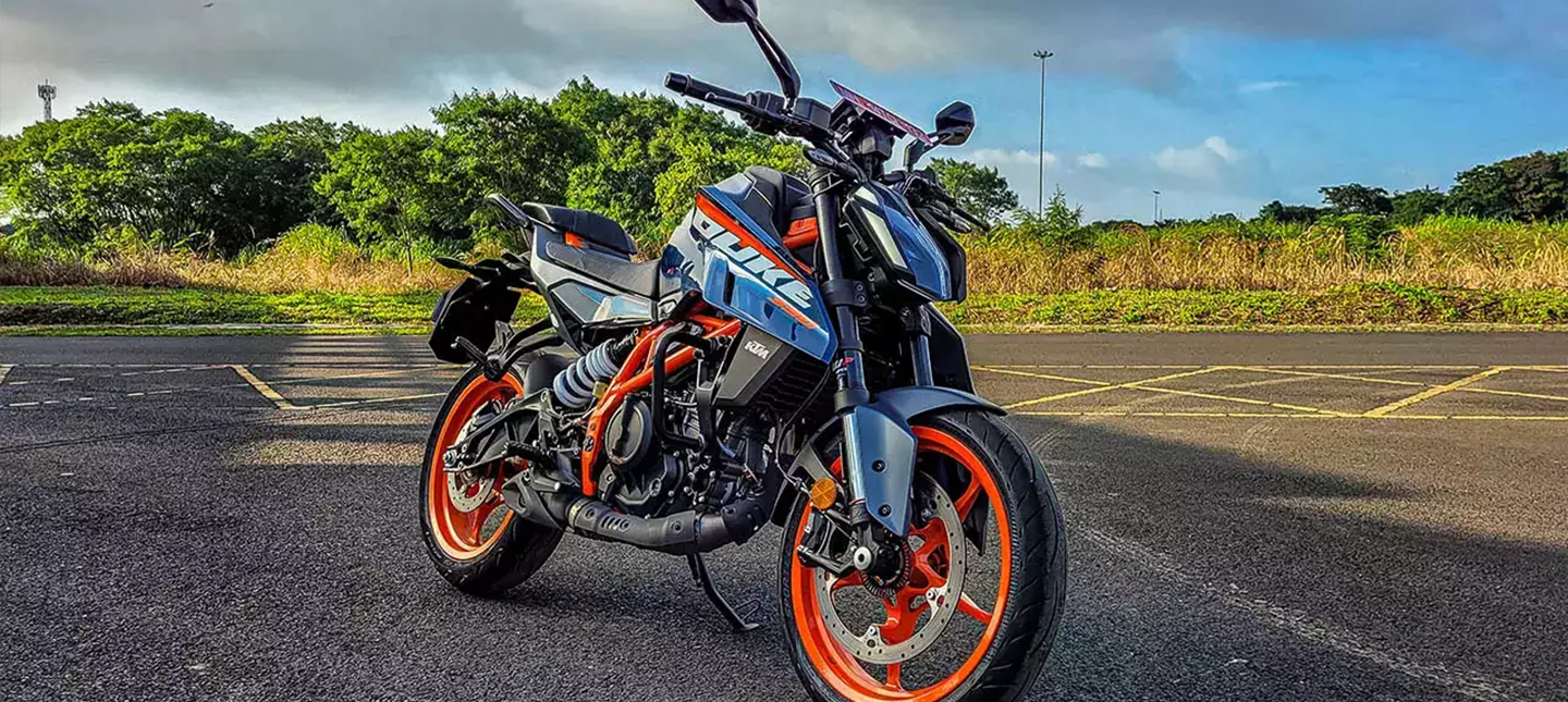 KTM 390 Duke Price in Kolkata 2025 | On-Road Cost, Offers & EMI