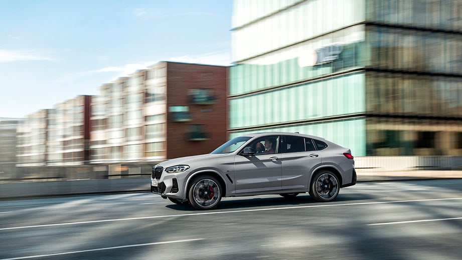 BMW x4 Images – Interior & Exterior Photos