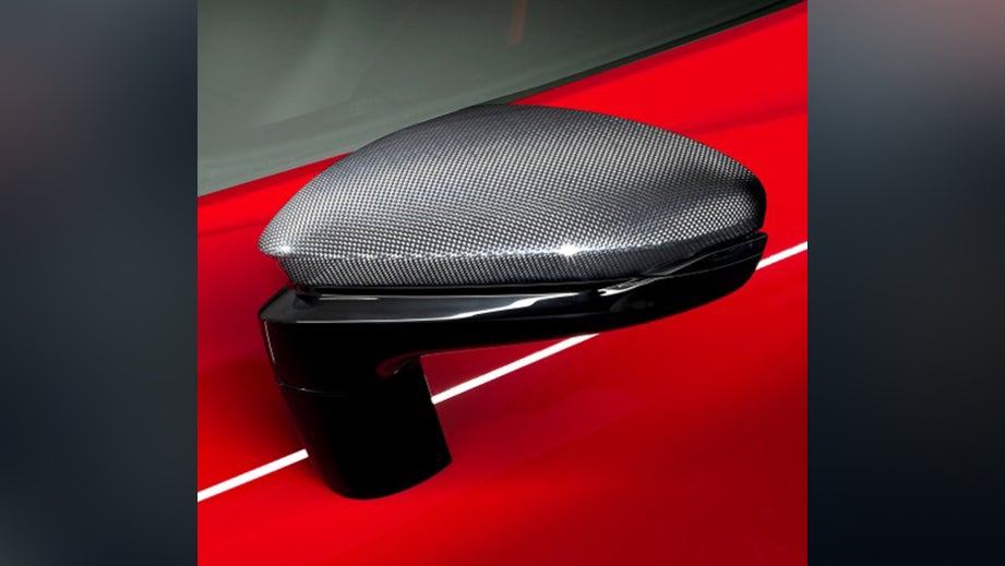 Ferrari SF90 Stradale Images – Interior & Exterior Photos