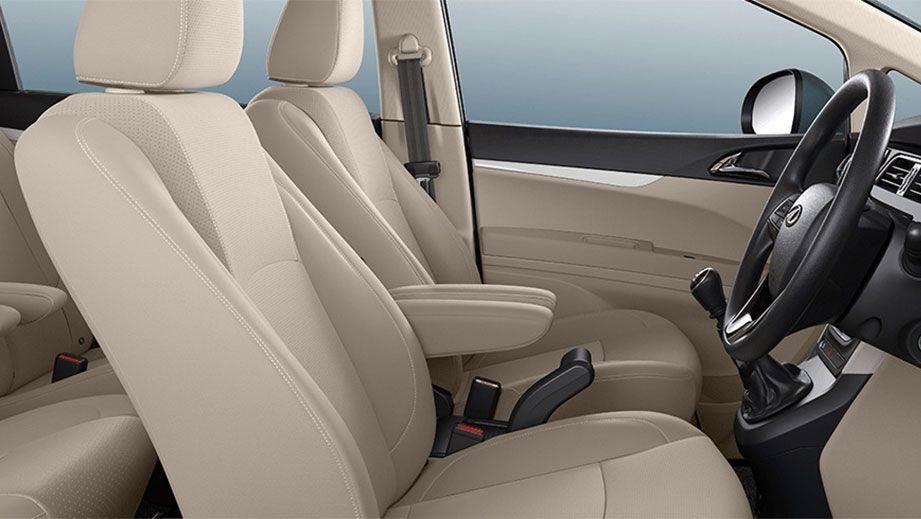 Mahindra Marazzo Images – Interior & Exterior Photos