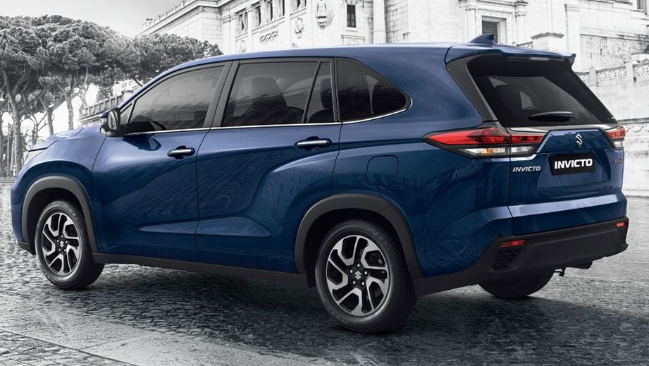 Maruti Suzuki Invicto Images – Interior & Exterior Photos