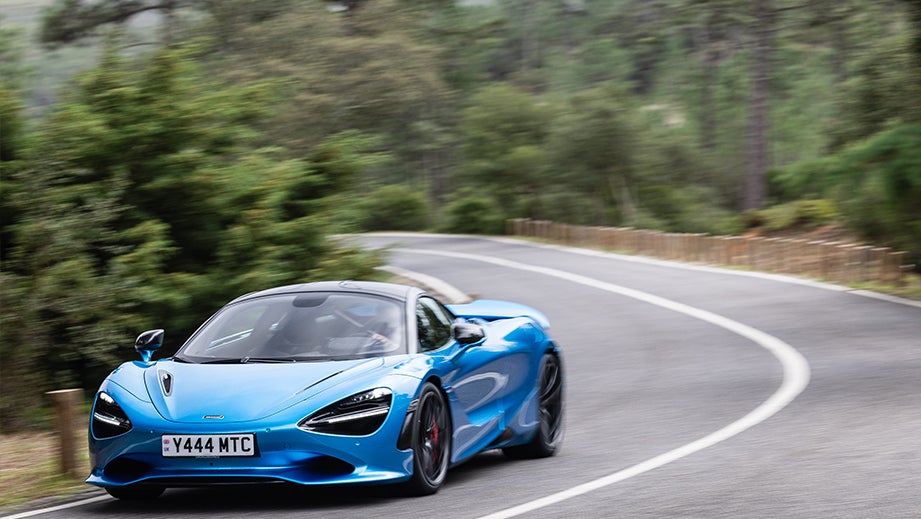 Mclaren 750s Images – Interior & Exterior Photos