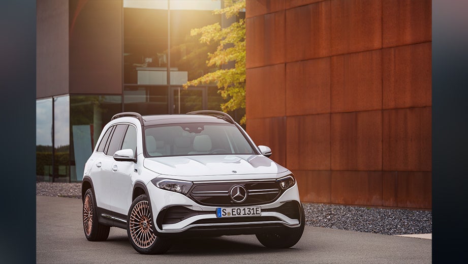 Mercedes-Benz EQB 2022-23 Images – Interior & Exterior Photos