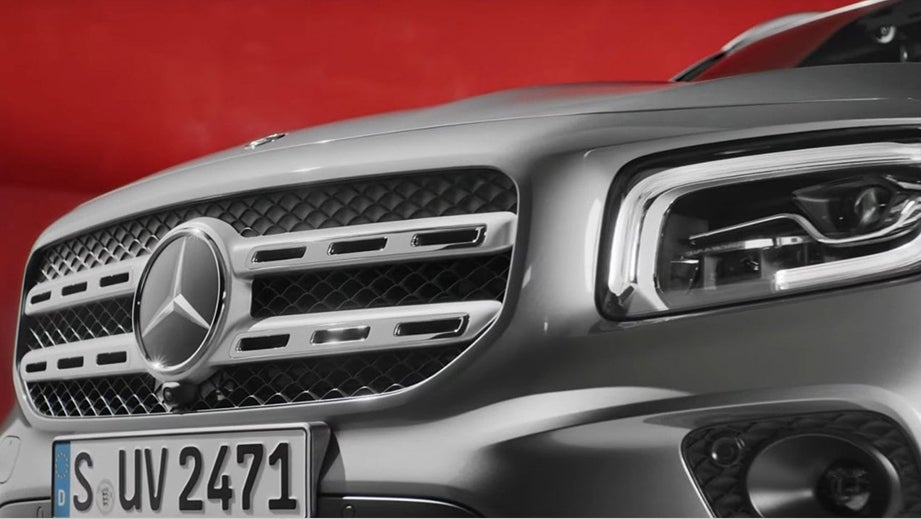 Mercedes-Benz GLB Images – Interior & Exterior Photos