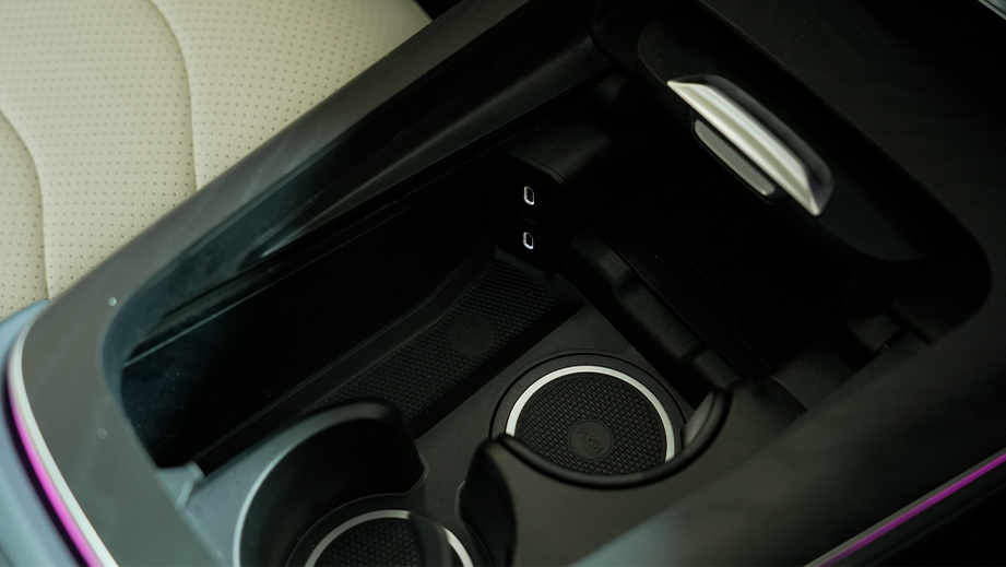 Mercedes-Benz E-Class Colours in India – Interior & Exterior Shades