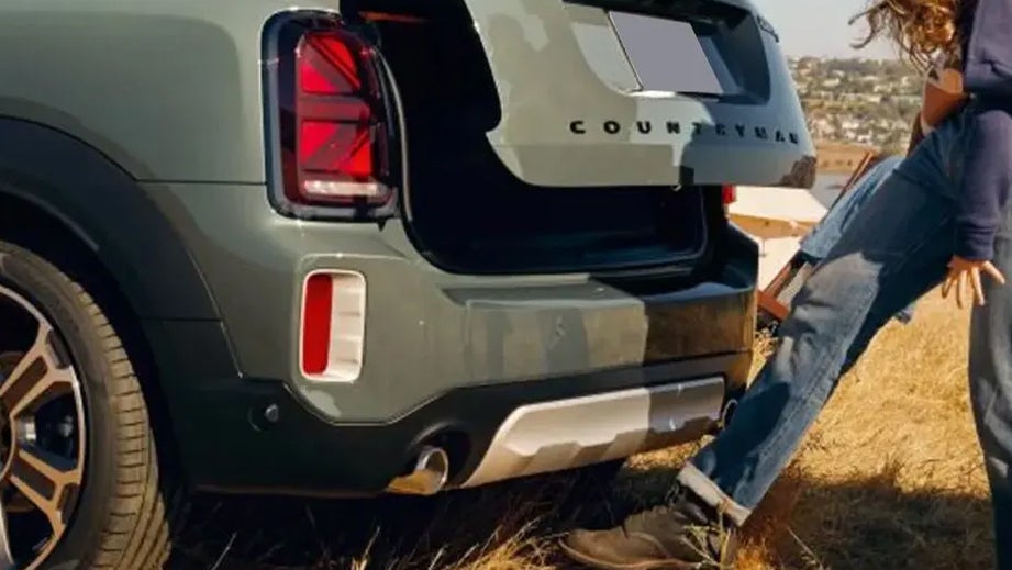 Mini Cooper Countryman Images – Interior & Exterior Photos