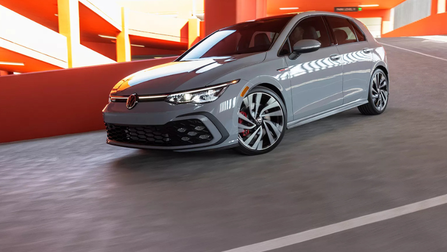 Volkswagen Golf GTi Colours in India – Interior & Exterior Shades
