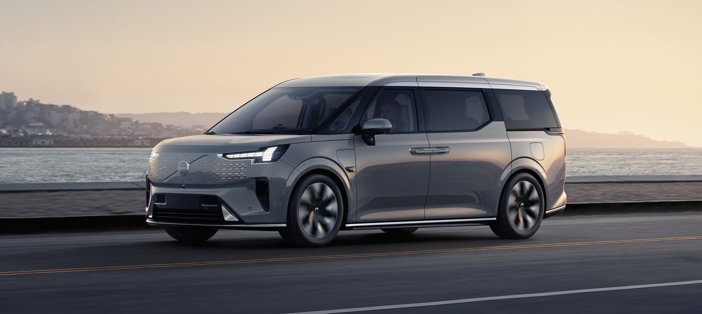 Volvo Minivan Cars in India 2025 – Price, Features & Specifications