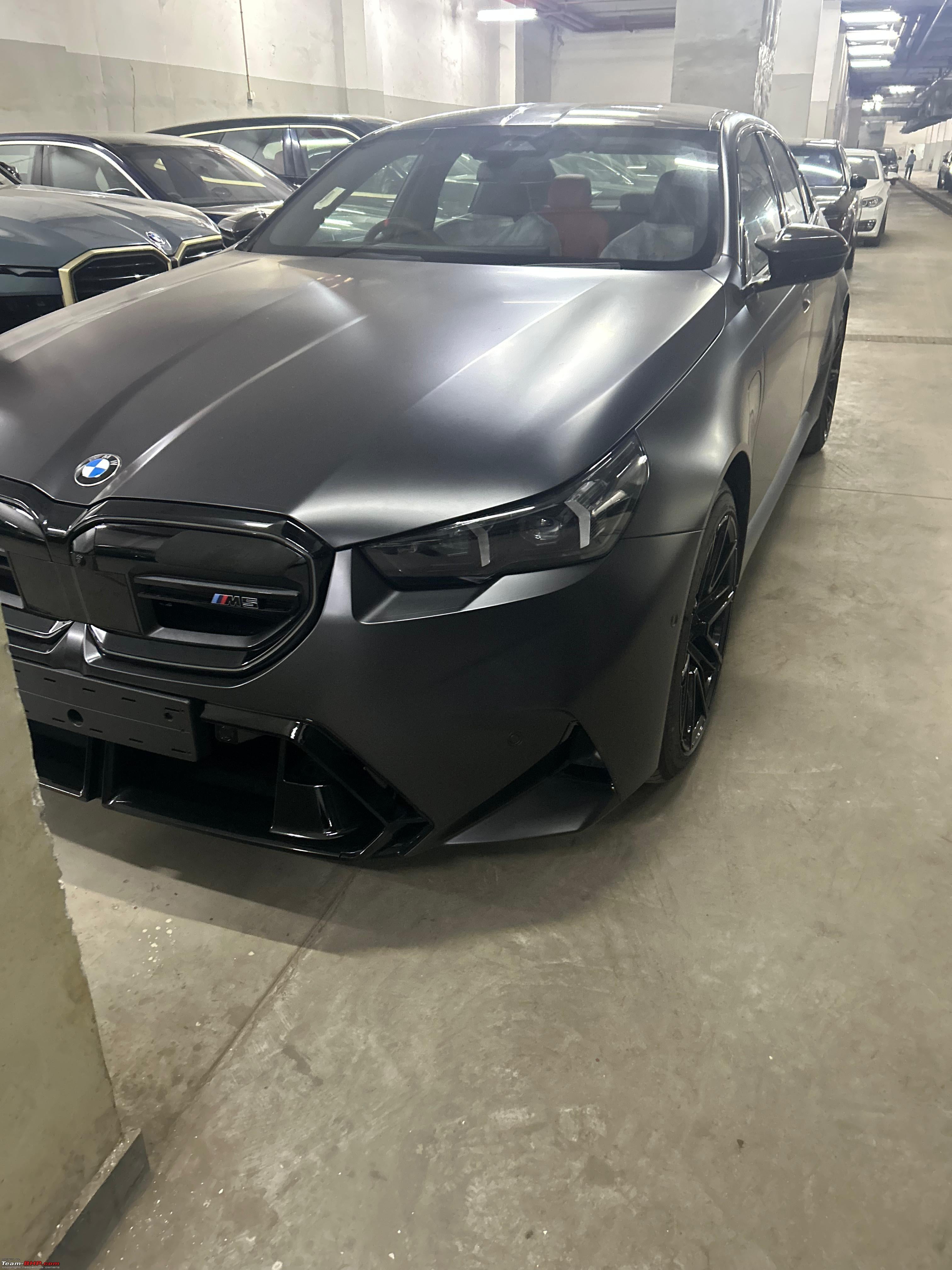 BMW M5 Images – Interior & Exterior Photos