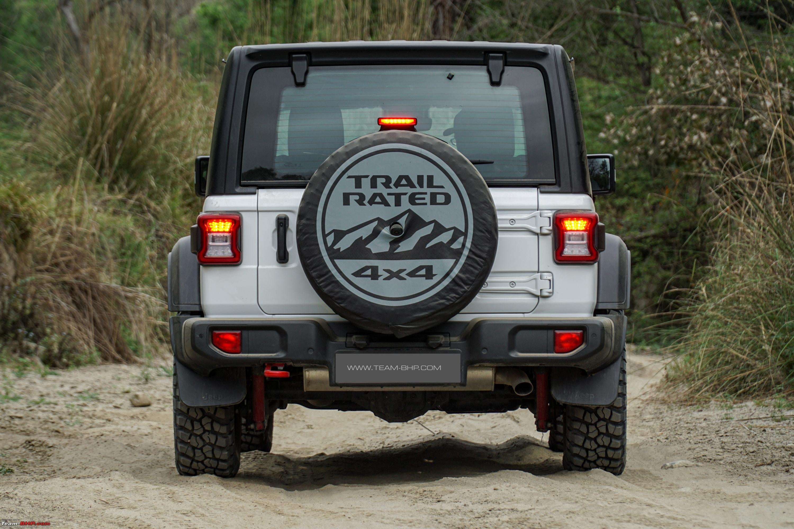 Jeep Wrangler Images – Interior & Exterior Photos