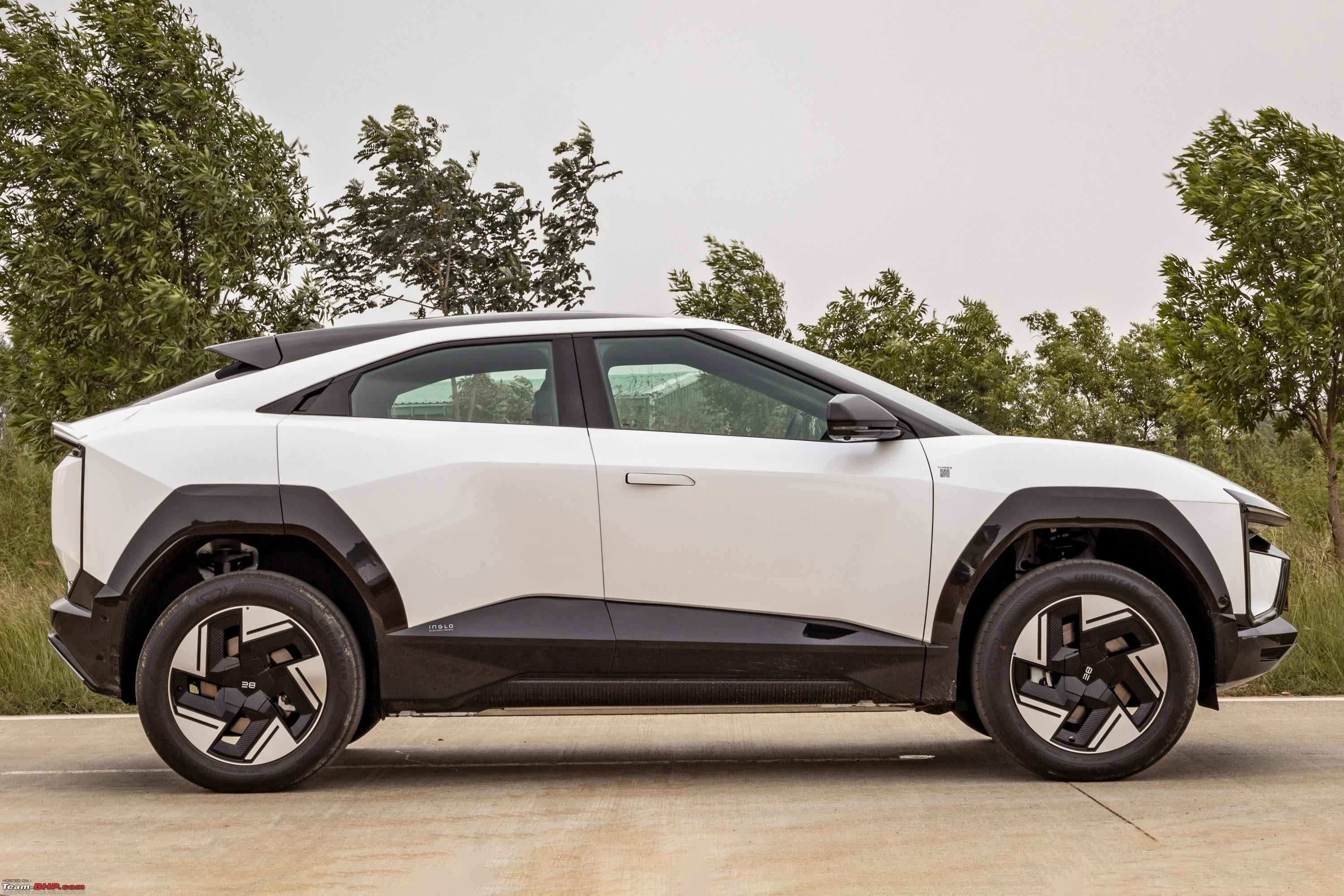 Automatic Electric Cars in India 2026 – Prices & Mileage