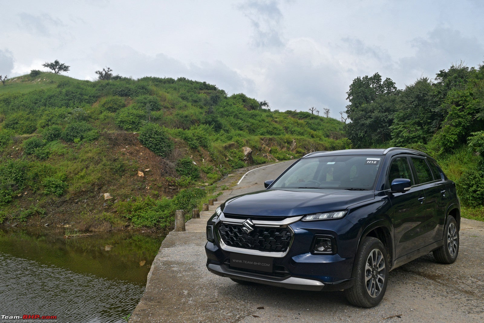 Maruti Suzuki Grand Vitara Images – Interior & Exterior Photos