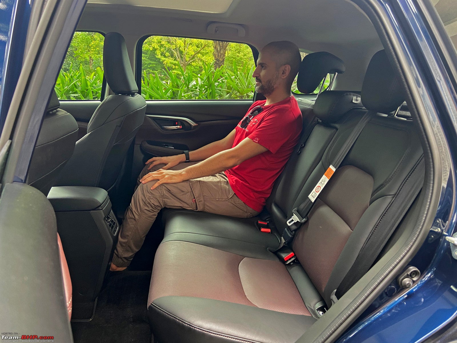 Maruti Suzuki Grand Vitara Images – Interior & Exterior Photos